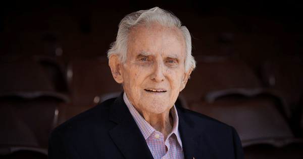 दु:खद! एका कसोटीत १०० धावा अन् १० विकेट्स घेणाऱ्या दिग्गज ऑसी ...